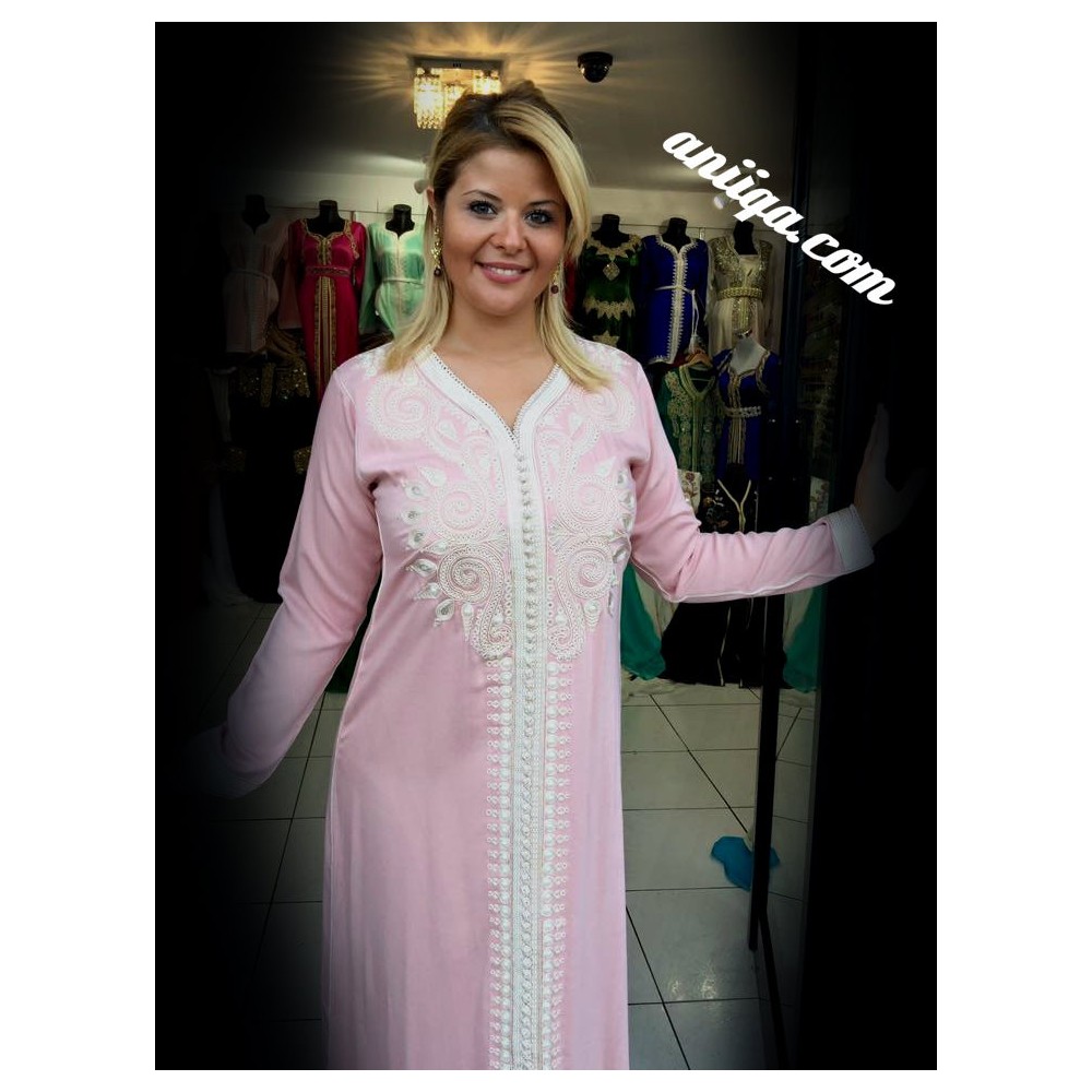 Robe de soirée orientale pour mariage marocain , caftan simple moderne