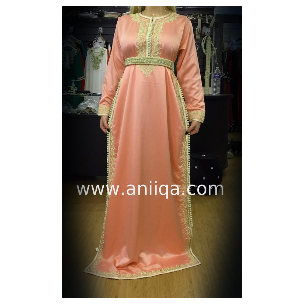 caftan simple et moderne , caftan à paris , boutique de caftan paris