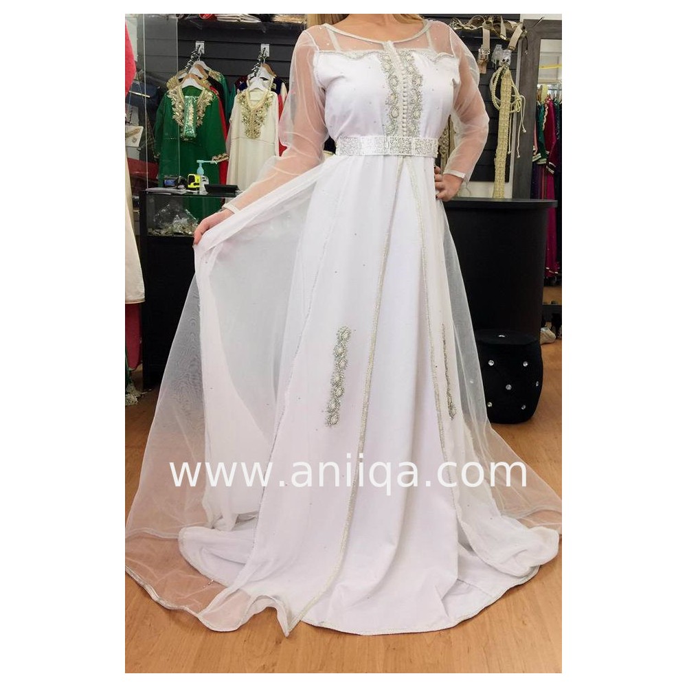 Robe orientale blanche de mariage moderne. caftan robe.caftan 2018