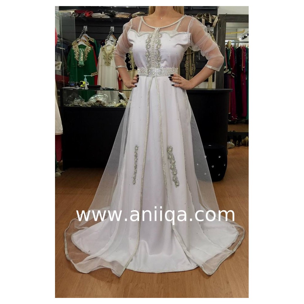 Robe orientale blanche de mariage moderne. caftan robe.caftan 2018