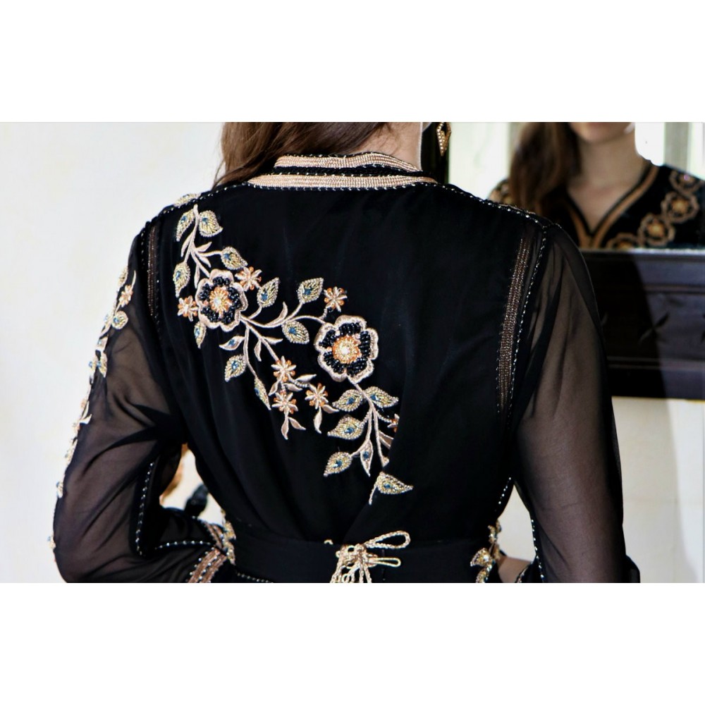 caftan en ligne moderne, robe marocaine moderne , takchita moderne