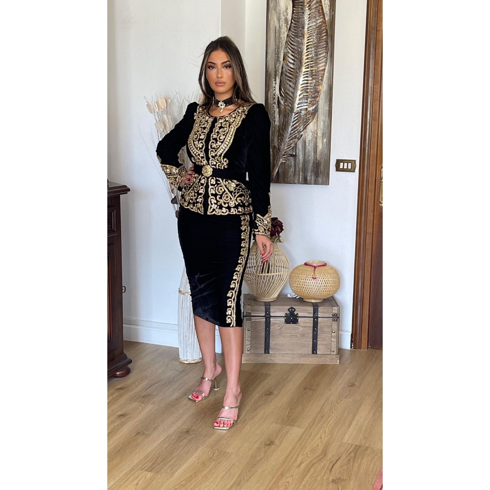 Karakou algérien moderne avec jupe sirène velour de soie